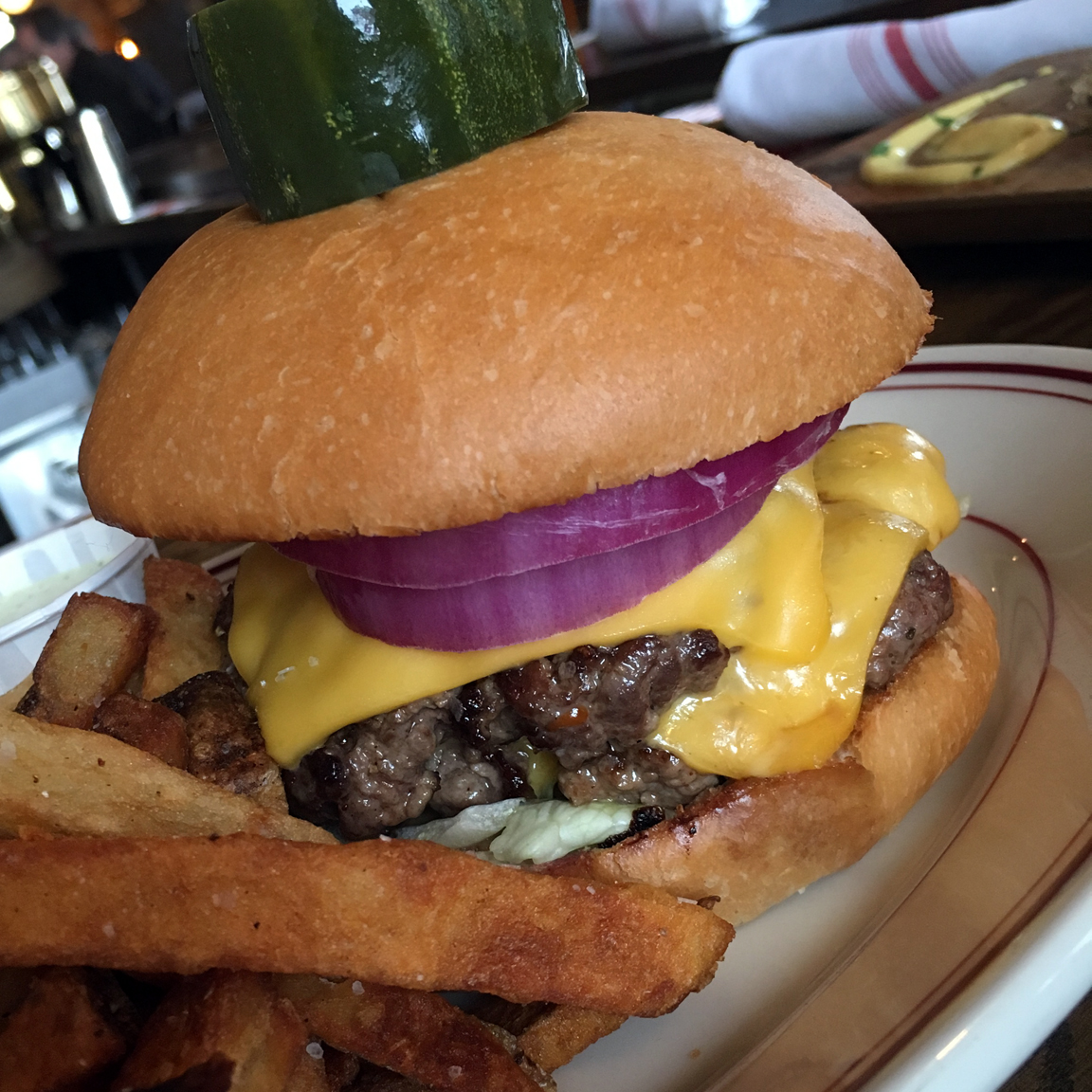 Michigan Burgers – Michigan Chews & Brews